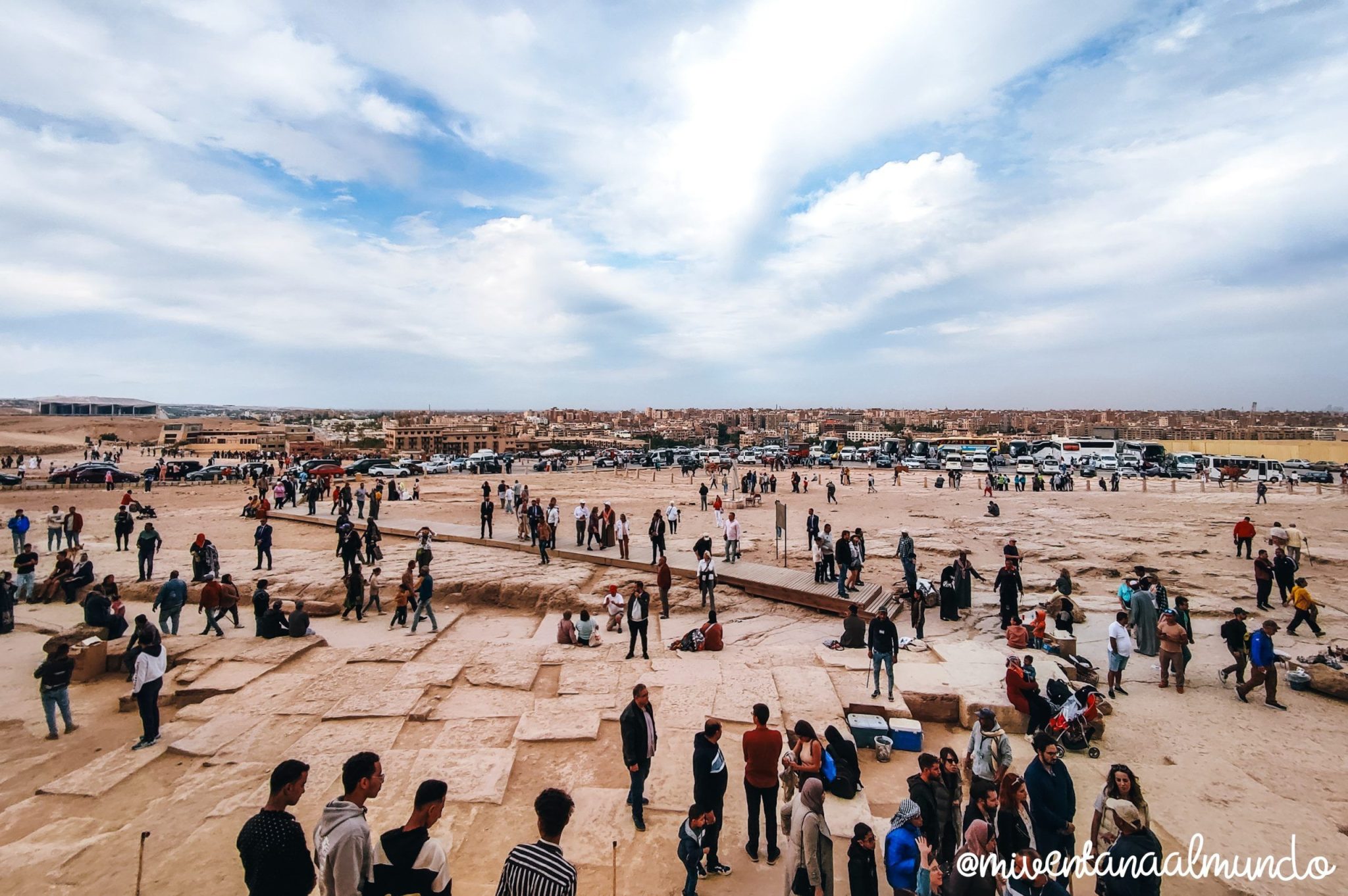 Visitar Giza en un día: qué ver más allá de las pirámides.